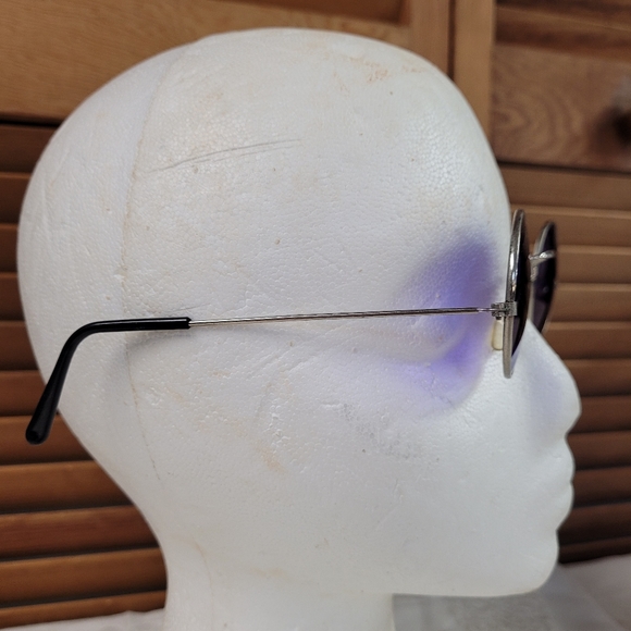 Vintage | Accessories | Vintage Wire Frame Round Sunglasses | Poshmark